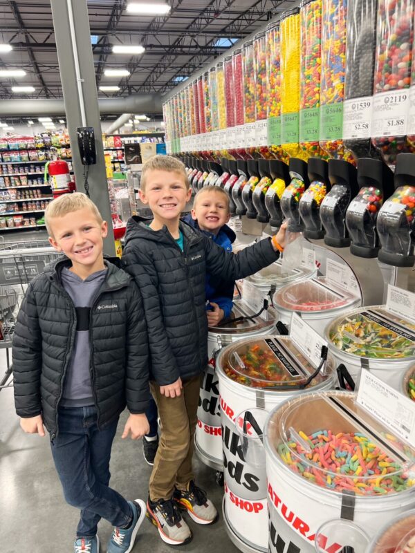 Traditions: Our Christmas Candy Countdown- easy, affordable and fun ...